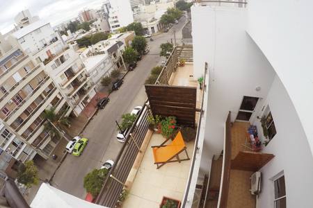 Habitacion Privada en Casa Compartida Grande - Vacacioneros